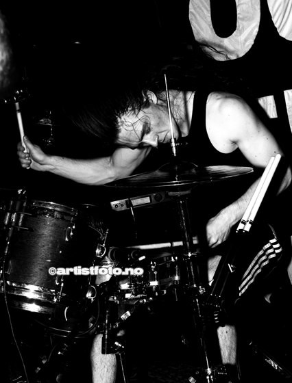 Blood Red Throne sølte blod på scenen! Vi fikk møte de backstage på ...