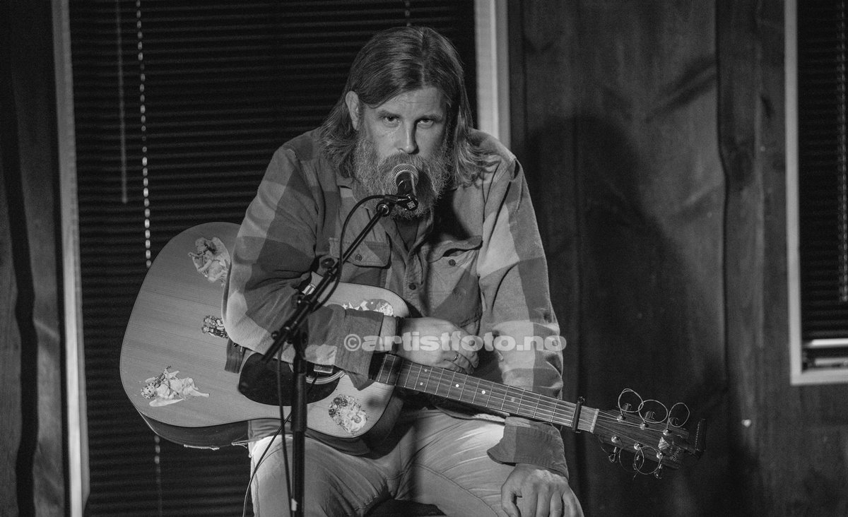 Tommy Tokyo er død – artistfoto.no